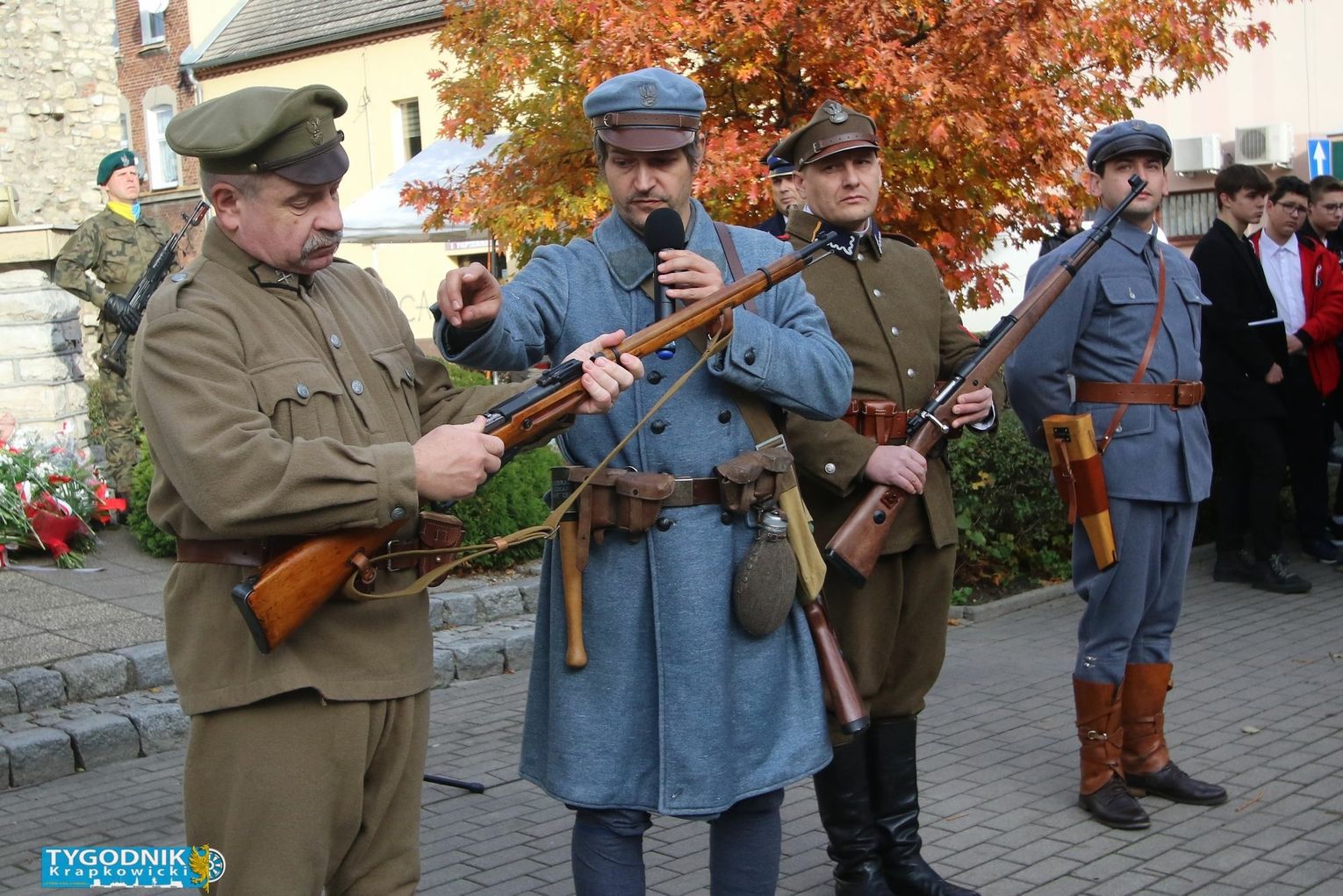 [ZDJĘCIA] Obchody 105. rocznicy odzyskania niepodległości w Krapkowicach